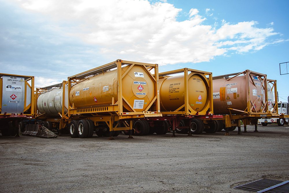 Storage tanks in Puerto Rico I American Petroleum